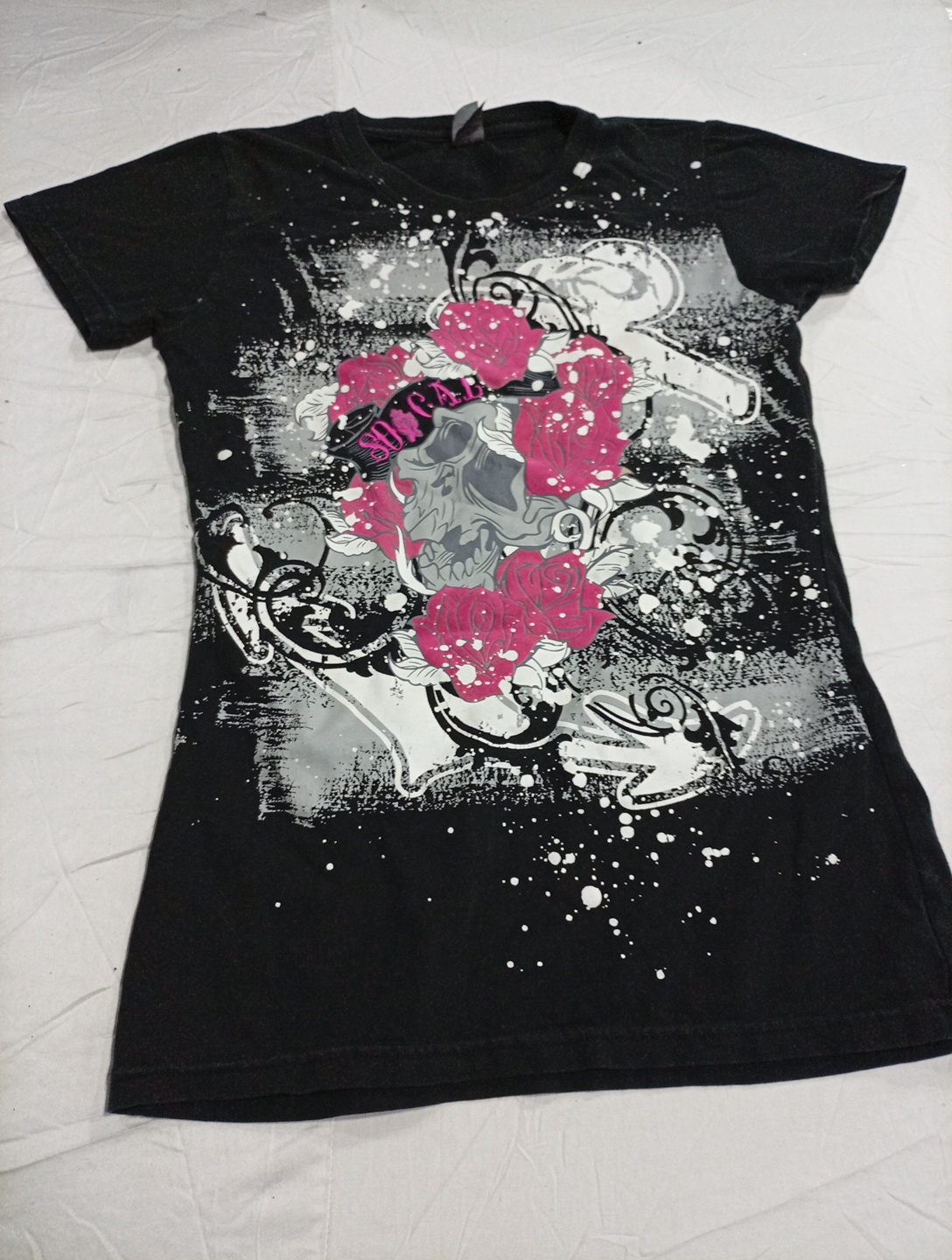 Black Graphic T-Shirt | Vintage Wholesale Marketplace - Bulk Vintage ...